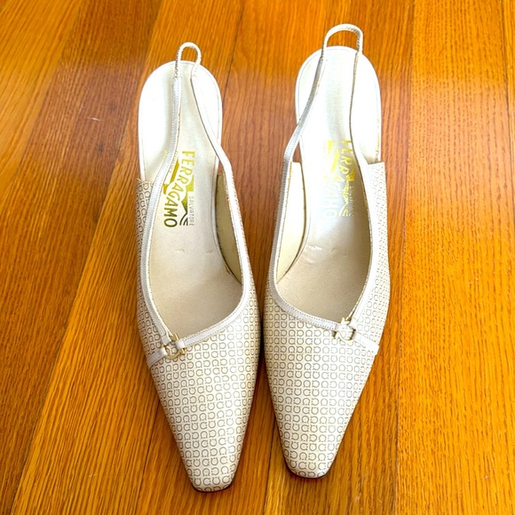 Shoes | Ferragamo White And Gold Heeled Short Heel Pumps | Poshmark